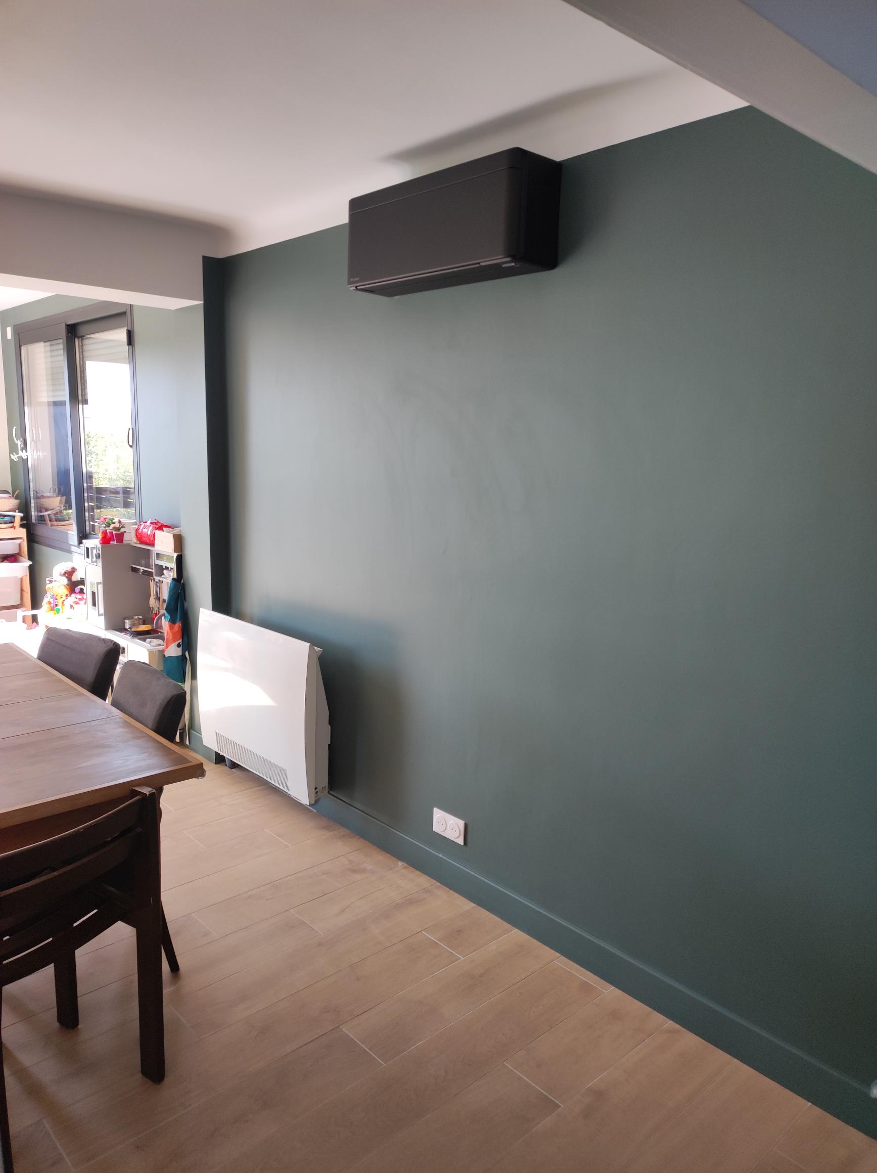 Installation d'un multi split de marque DAIKIN | Air Connect Energie